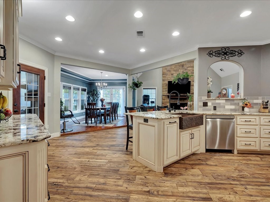 Additional Photos
